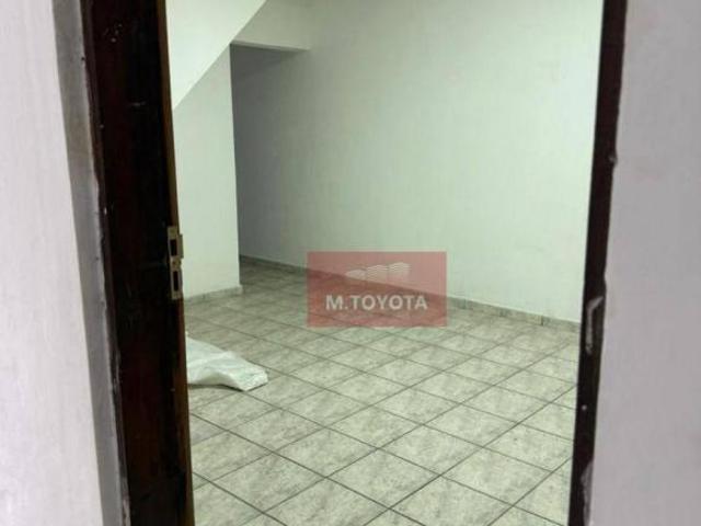 Sobrado para venda em Jardim Jovaia de 200.00m² com 3 Quartos e 4 Garagens