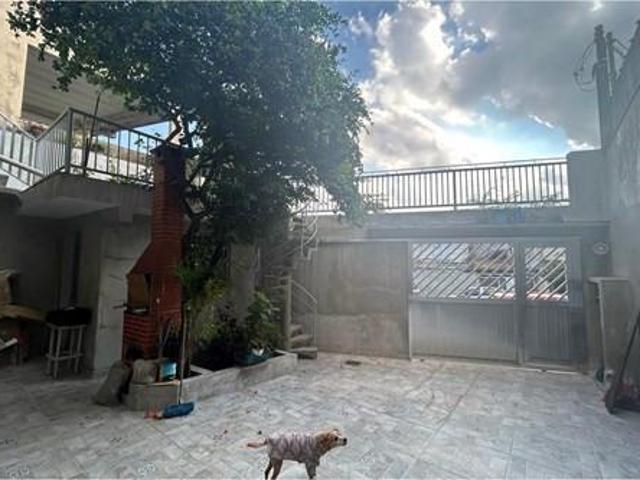 Sobrado para venda em Jardim Las Vegas com 3 quartos, 220m²