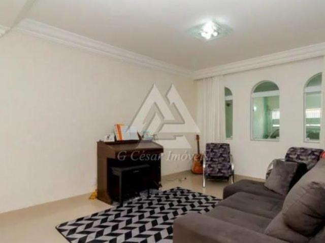 Sobrado para venda em Jardim Las Vegas de 175.00m² com 3 Quartos, 1 Suite e 2 Garagens