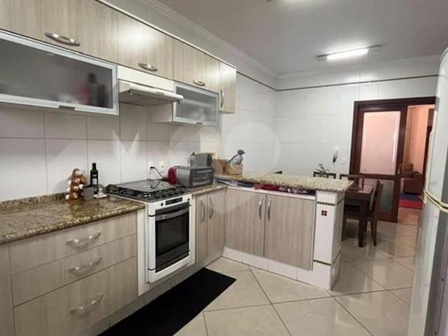 Sobrado para venda em Jardim Pacaembu de 260.00m² com 3 Quartos, 1 Suite e 3 Garagens