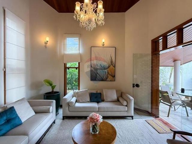Sobrado para venda em Jardim Pagliato de 506.46m² com 3 Quartos, 3 Suites e 4 Garagens
