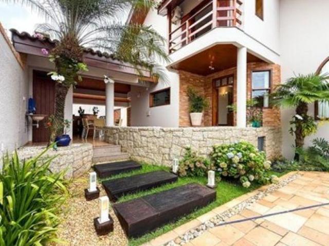 Sobrado para venda em Jardim Pagliato de 506.00m² com 3 Quartos, 3 Suites e 4 Garagens