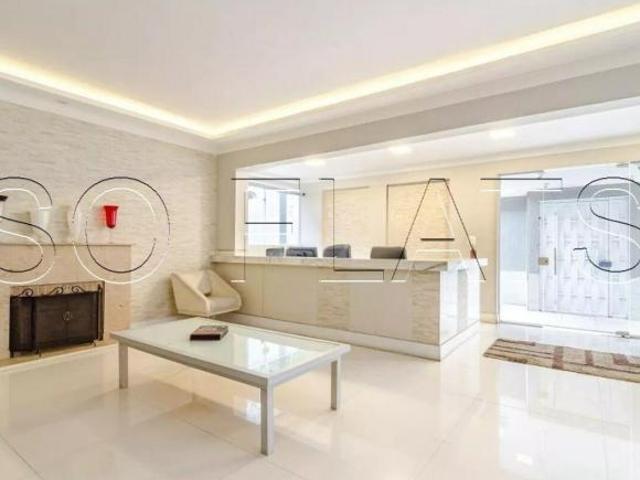 Sobrado para venda em Jardim Paulista de 540.00m² com 6 Quartos, 2 Suites e 8 Garagens