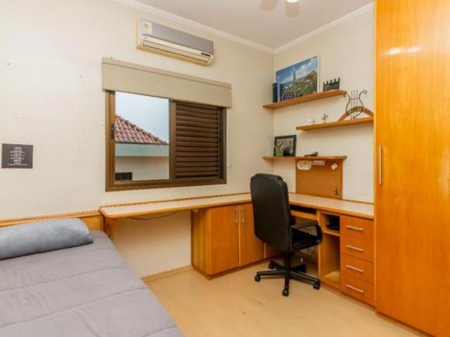 Sobrado para venda em Jardim Piqueroby com 3 quartos, sendo 1 suíte, 143m²