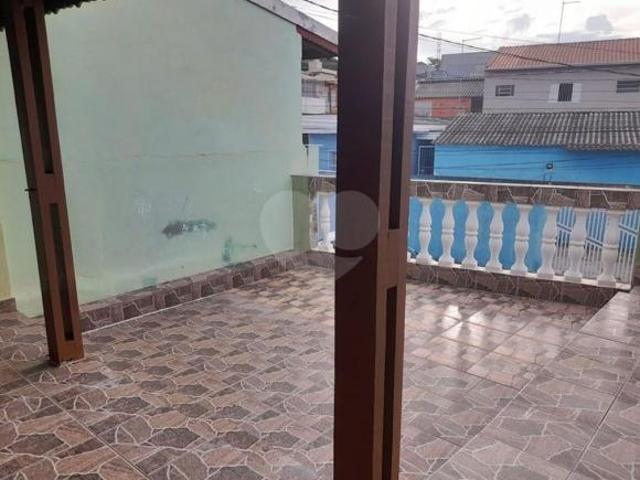 Sobrado para venda em Jardim Primavera de 162.00m² com 3 Quartos, 3 Suites e 2 Garagens