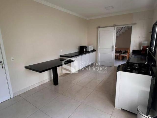 Sobrado para venda em Jardim Residencial Maria Dulce de 199.00m² com 3 Quartos, 3 Suites e 2 Garagen