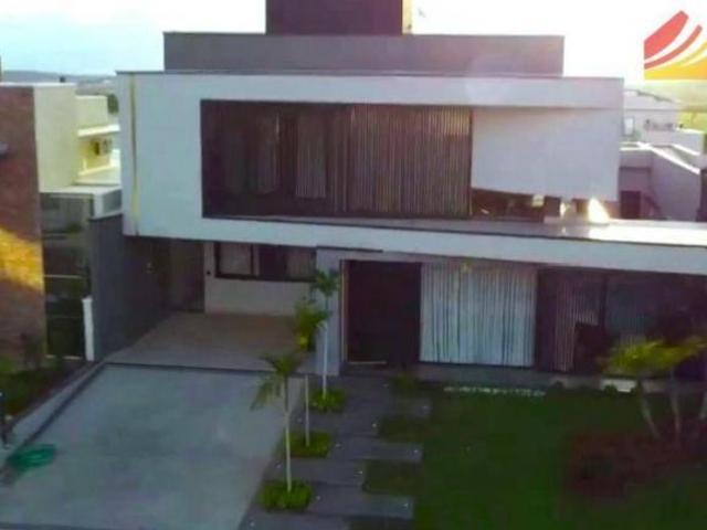 Sobrado para venda em Jardim Residencial Dona Lucilla de 340.00m² com 4 Quartos, 4 Suites e 4 Garage