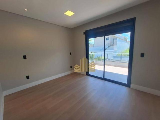 Sobrado para venda em Jardim Residencial Helvétia Park I de 276.00m² com 4 Quartos, 3 Suites e 4 Gar