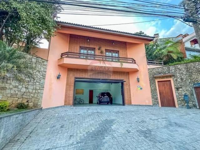 Sobrado para venda em Jardim São Bento com 4 quartos, sendo 3 suítes, 522m²