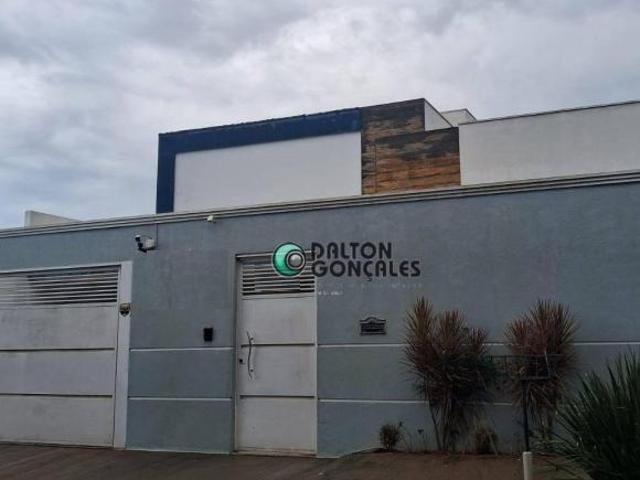 Sobrado para venda em Jardim São Luiz de 373.00m² com 4 Quartos, 2 Suites e 5 Garagens