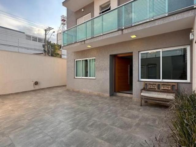Sobrado para venda em Jardim São Pedro de 152.00m² com 3 Quartos, 1 Suite e 4 Garagens