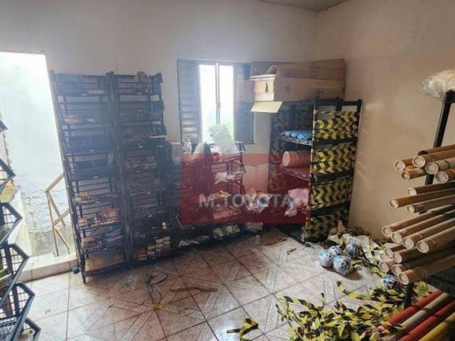 Sobrado para venda em Jardim São Roberto de 140.00m² com 3 Quartos, 2 Suites e 2 Garagens