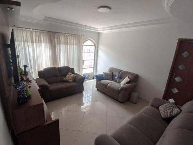 Sobrado para venda em Jardim Santa Mena de 128.00m² com 3 Quartos, 1 Suite e 3 Garagens