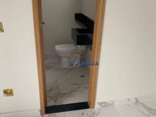 Sobrado para venda em Jardim Santa Mena de 130.00m² com 3 Quartos, 3 Suites e 5 Garagens
