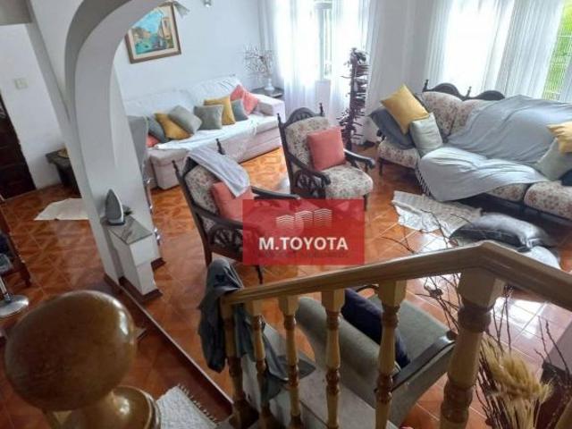 Sobrado para venda em Jardim Santa Mena de 170.00m² com 3 Quartos, 2 Suites e 5 Garagens