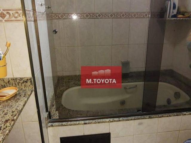 Sobrado para venda em Jardim Santa Mena de 193.00m² com 4 Quartos, 2 Suites e 4 Garagens