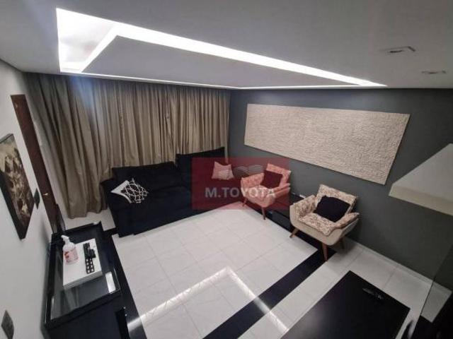 Sobrado para venda em Jardim Santa Mena de 210.00m² com 3 Quartos, 1 Suite e 2 Garagens