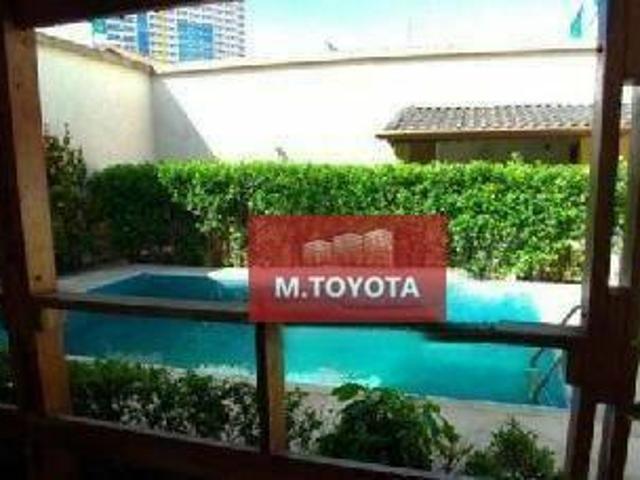 Sobrado para venda em Jardim Santa Mena de 247.00m² com 3 Quartos, 1 Suite e 4 Garagens