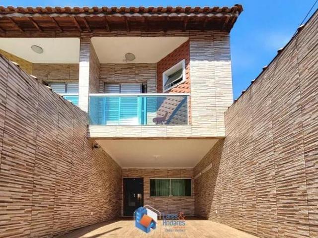 Sobrado para venda em Jardim Santa Adélia com 3 quartos, sendo 2 suítes, 97m²