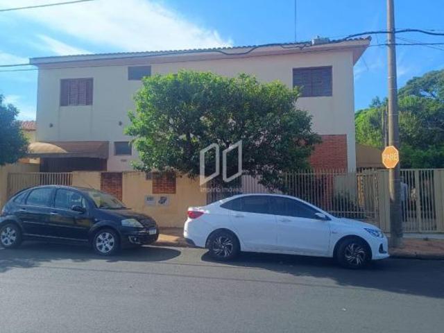Sobrado para venda em Jardim Santa Angelina de 182.00m² com 3 Quartos, 1 Suite e 4 Garagens