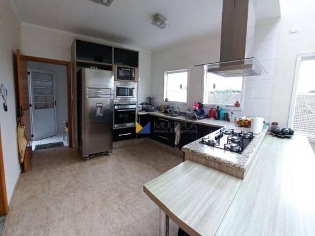 Sobrado para venda em Jardim Santa Clara de 189.00m² com 3 Quartos, 3 Suites e 4 Garagens