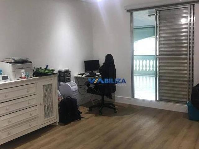 Sobrado para venda em Jardim Santa Clara de 332.00m² com 3 Quartos, 3 Suites e 2 Garagens