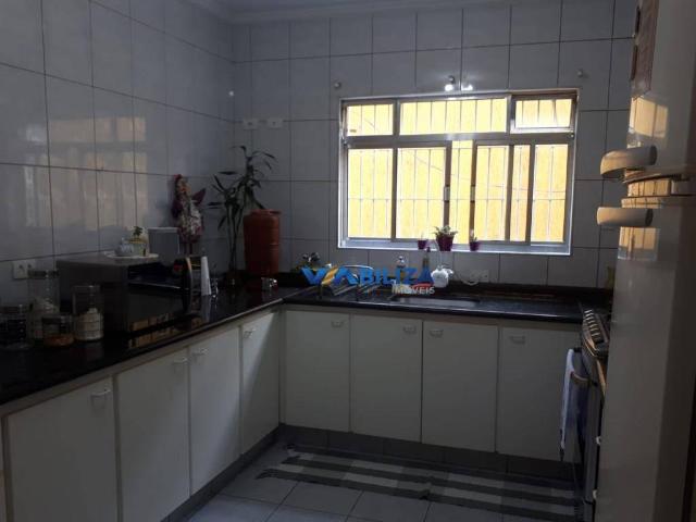 Sobrado para venda em Jardim Santa Emilia de 200.00m² com 3 Quartos, 2 Suítes e 2 Garagens