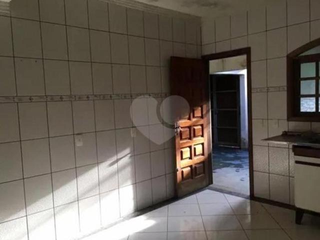 Sobrado para venda em Jardim Santa Gertrudes de 180.00m² com 3 Quartos, 1 Suite e 2 Garagens