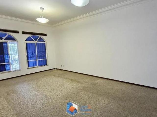Sobrado para venda em Jardim Santa Inês com 3 quartos, sendo 1 suíte, 139m²