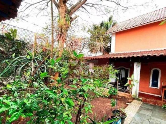 Sobrado para venda em Jardim Santo Afonso de 388.00m² com 3 Quartos, 1 Suite e 5 Garagens