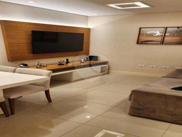 Sobrado para venda em Jardim Santo Antônio de 86.00m² com 2 Quartos, 1 Suite e 4 Garagens