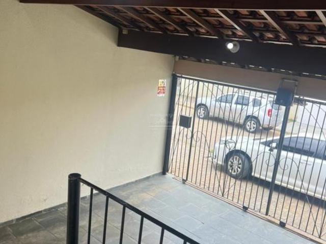 Sobrado para venda em Jardim Simus de 201.00m² com 2 Quartos e 2 Garagens