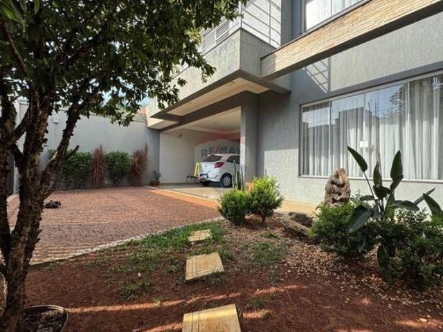 Sobrado para venda em Jardim Terramérica I de 290.00m² com 4 Quartos, 2 Suites e 4 Garagens