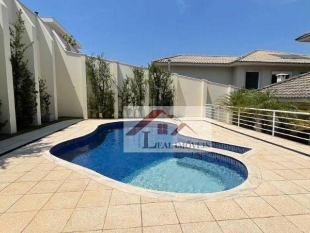 Sobrado para venda em Jardim Theodora de 440.00m² com 4 Quartos, 4 Suites e 3 Garagens