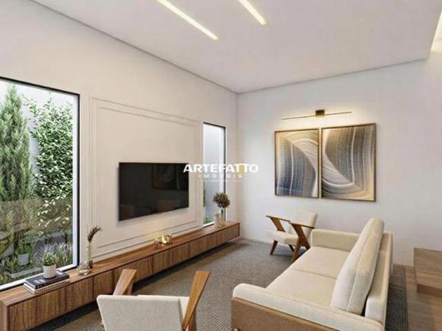 Sobrado para venda em Jardim Três Colinas de 190.00m² com 3 Quartos, 1 Suite e 4 Garagens