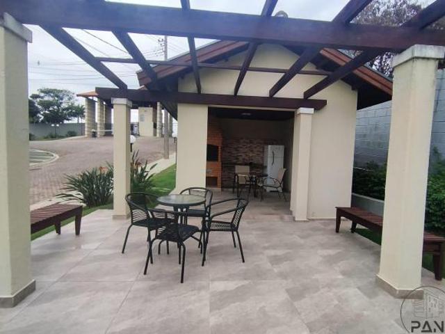 Sobrado para venda em Jardim Tropical de 110.00m² com 3 Quartos, 1 Suite e 2 Garagens