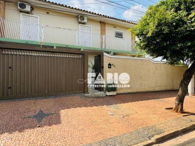 Sobrado para venda em Jardim Vetorazzo de 228.00m² com 3 Quartos, 1 Suite e 2 Garagens