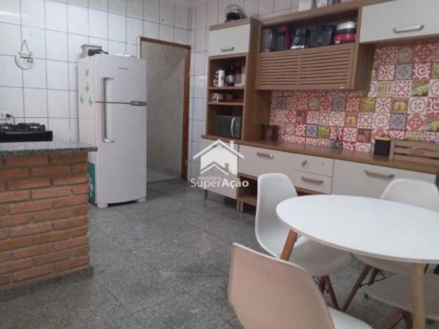 Sobrado para venda em Jardim Vila Galvão de 166.00m² com 3 Quartos, 1 Suite e 4 Garagens