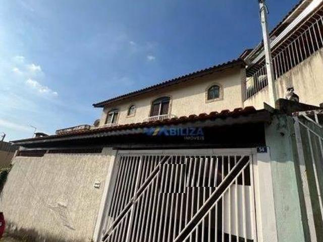 Sobrado para venda em Jardim Vila Galvão de 175.00m² com 3 Quartos, 1 Suite e 4 Garagens