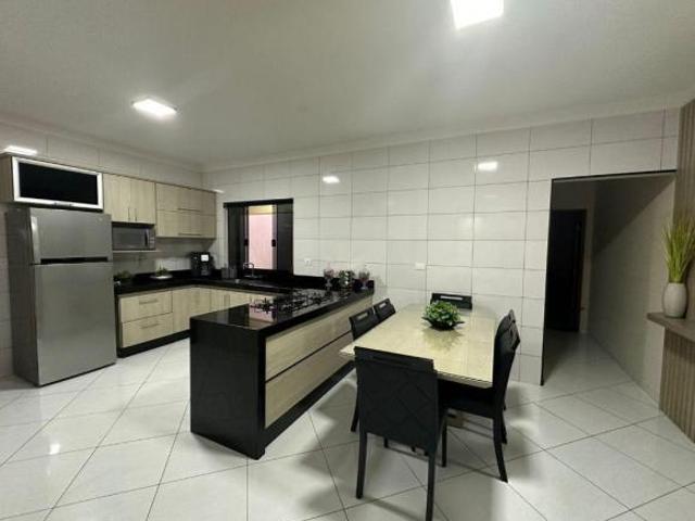 Sobrado para venda em Jardim Vila Rica de 176.00m² com 3 Quartos, 1 Suite e 2 Garagens