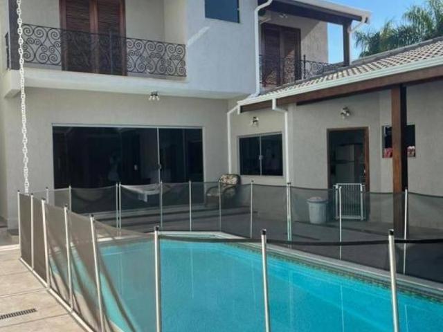 Sobrado para venda em Jardim Villa Romana de 320.00m² com 3 Quartos, 1 Suite e 4 Garagens
