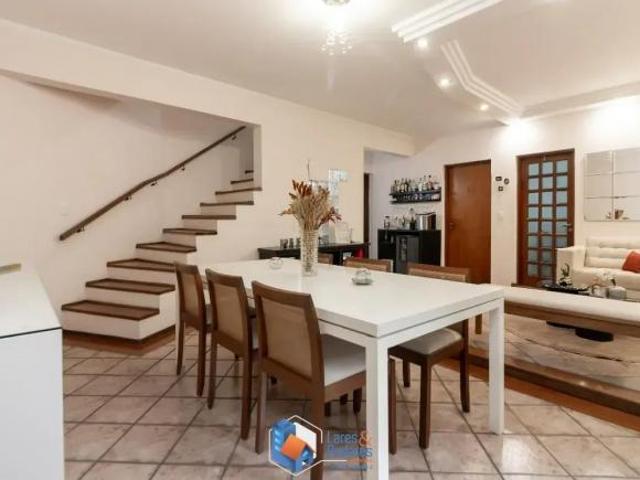 Sobrado para venda em Jardim Virginia Bianca com 3 quartos, sendo 1 suíte, 223m²