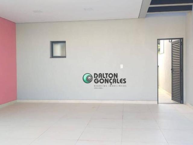Sobrado para venda em Jardins Di Roma de 190.00m² com 3 Quartos, 3 Suites e 4 Garagens