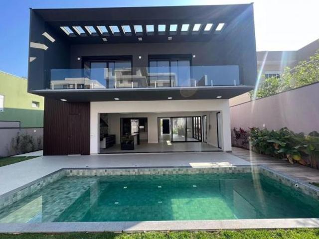 Sobrado para venda em Loteamento Parque Das Sapucaias de 440.00m² com 4 Quartos, 4 Suites e 4 Garage