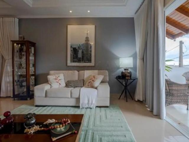 Sobrado para venda em Loteamento Residencial Central Park I de 220.00m² com 3 Quartos, 1 Suite e 2 G