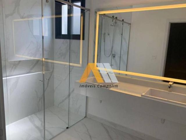 Sobrado para venda em Lago Azul Condomínio E Golfe Clube de 504.00m² com 4 Quartos, 4 Suites e 4 Gar