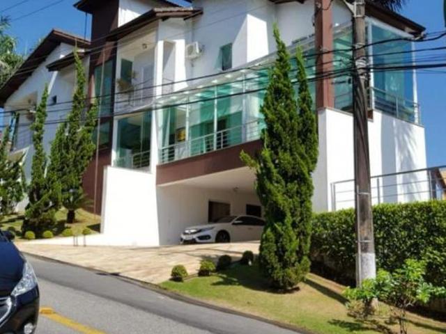 Sobrado para Venda em Mogi das Cruzes, Parque Residencial Itapeti, 4 dormitórios, 4 suítes, 6 banhei