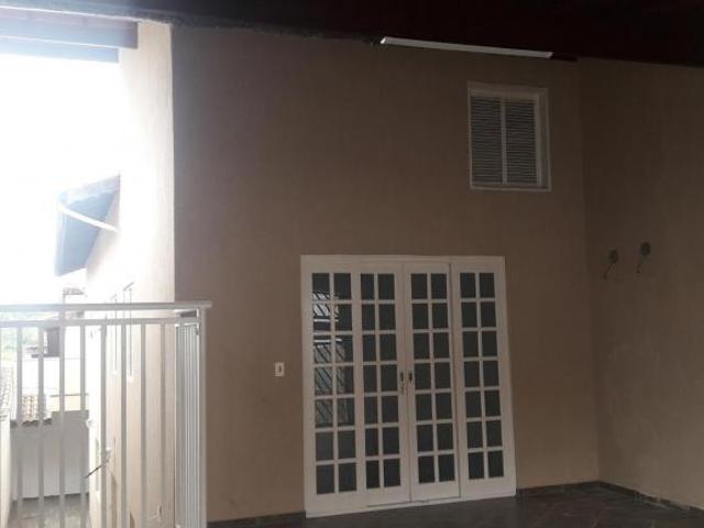 Sobrado para venda em Mogi das Cruzes SP: 3 quartos, 1 suíte, 2 vagas de garagem e 150m² de área pri