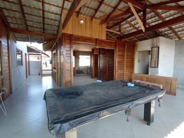 Sobrado para venda em Matozinhos de 202.00m² com 4 Quartos, 1 Suite e 5 Garagens