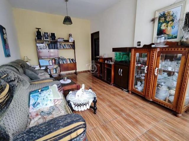 Sobrado para Venda em Mauá, Parque São Vicente, 2 dormitórios, 1 banheiro, 2 vagas